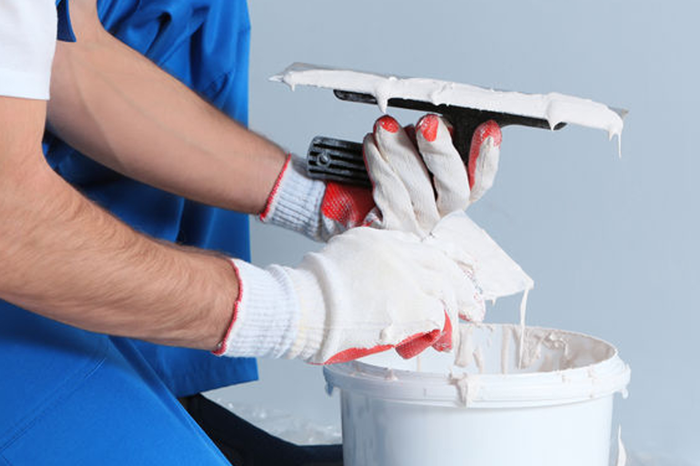 Wand verputzen – Abrieb – Symmetric