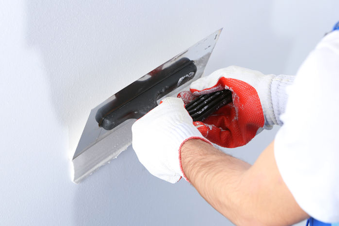 Wand verputzen – Abrieb – Symmetric